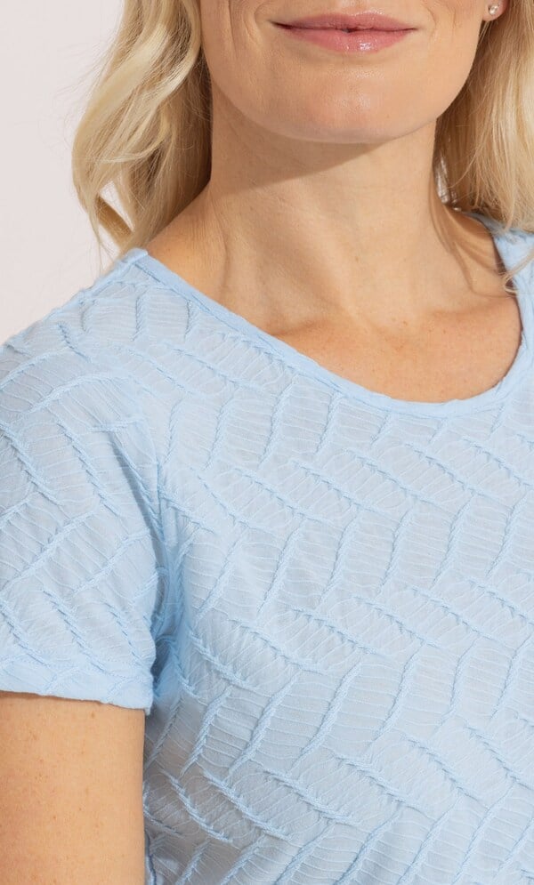 Anna Rose Textured Short Sleeve T-Shirt in Blue | Klass