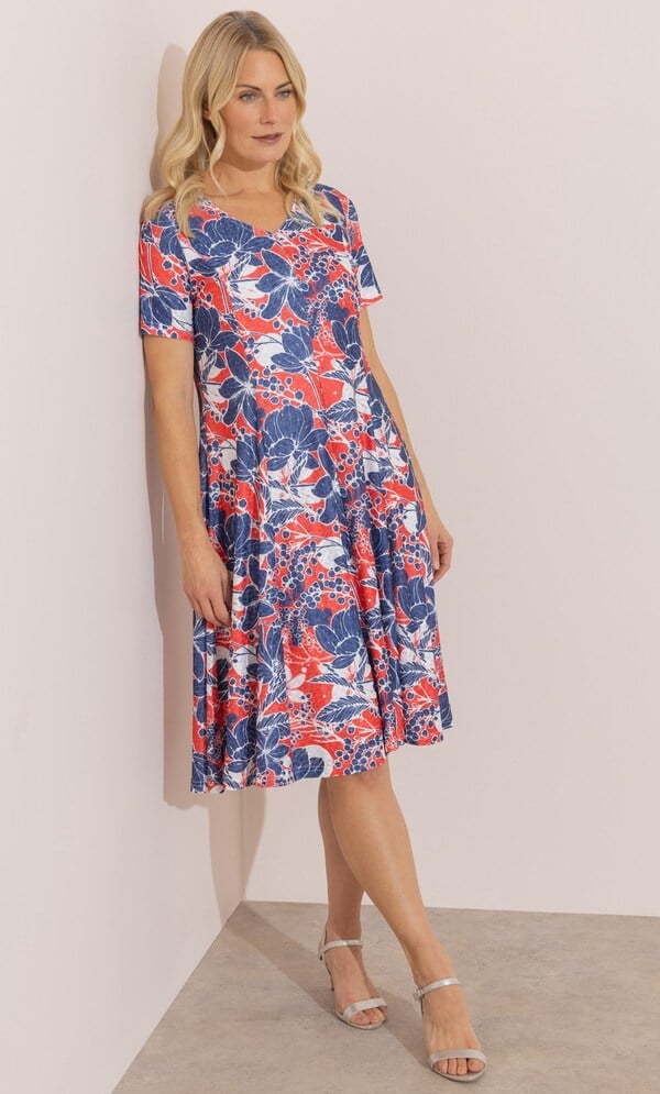Anna Rose Garden Print Textured Dress in Red | Klass