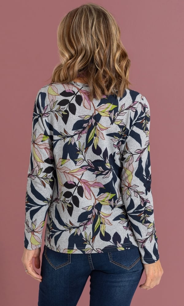 Anna Rose Botanical Print Knit Top With Scarf in Grey | Klass
