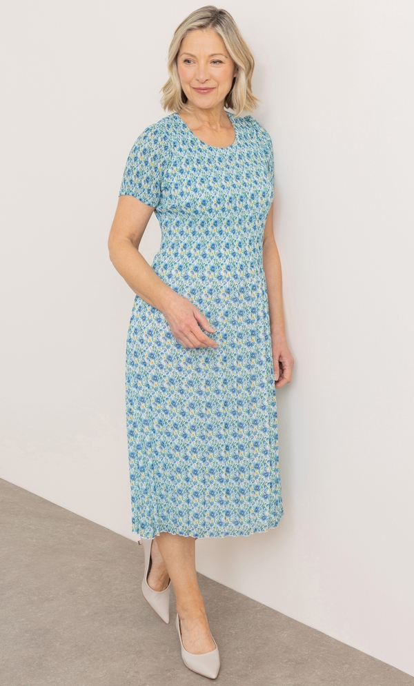 Anna Rose Pleated Floral Print Dress in White | Klass