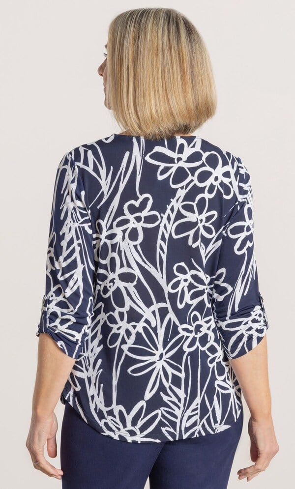 Anna Rose Textured Floral Print Top in Blue | Klass