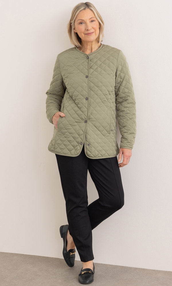 Anna Rose Quilted Collarless Jacket in Green | Klass