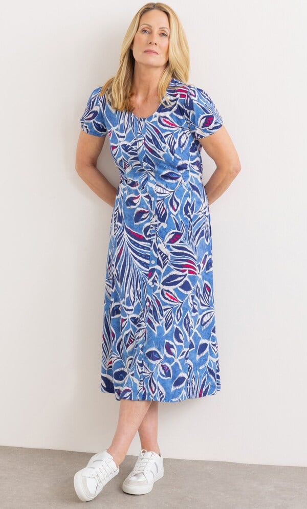 Anna Rose Botanical Print Textured Jersey Dress in Blue | Klass