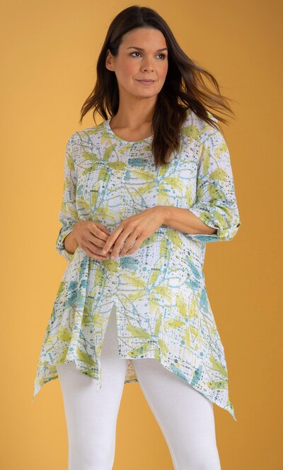 Splash Print Dipped Hem Top in White | Klass