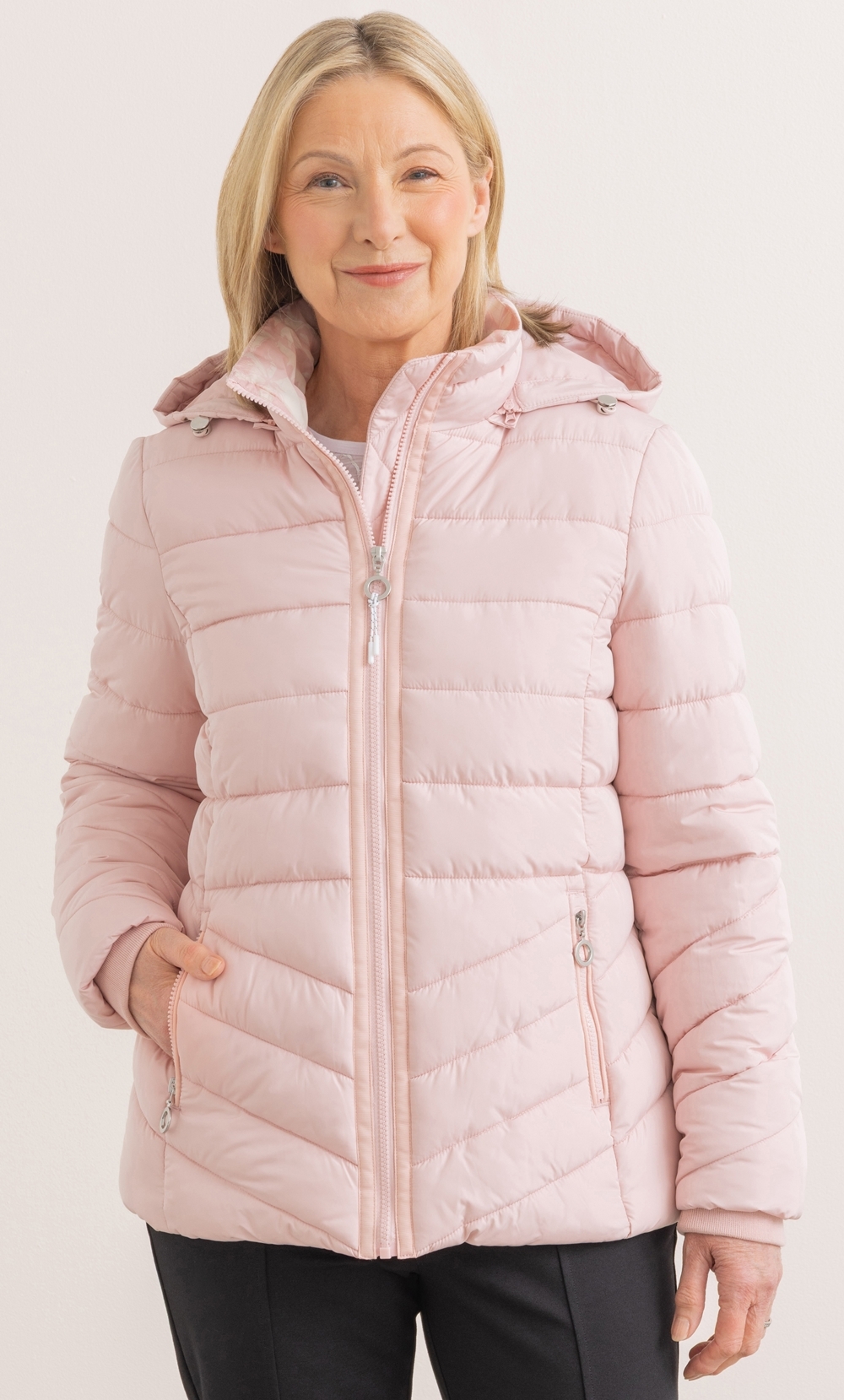Anna Rose Hooded Puffer Jacket in Pink | Klass