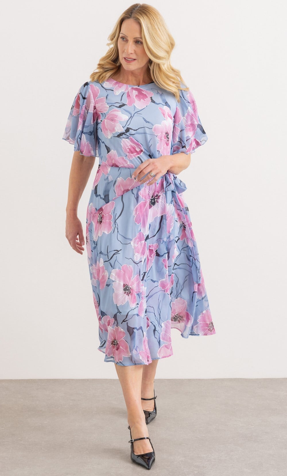 Anna Rose Floral Print Wrap Midi Dress in Blue | Klass
